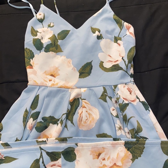 Monteau | Dresses | Monteau Los Angeles Blue Floral Sun Dress | Poshmark